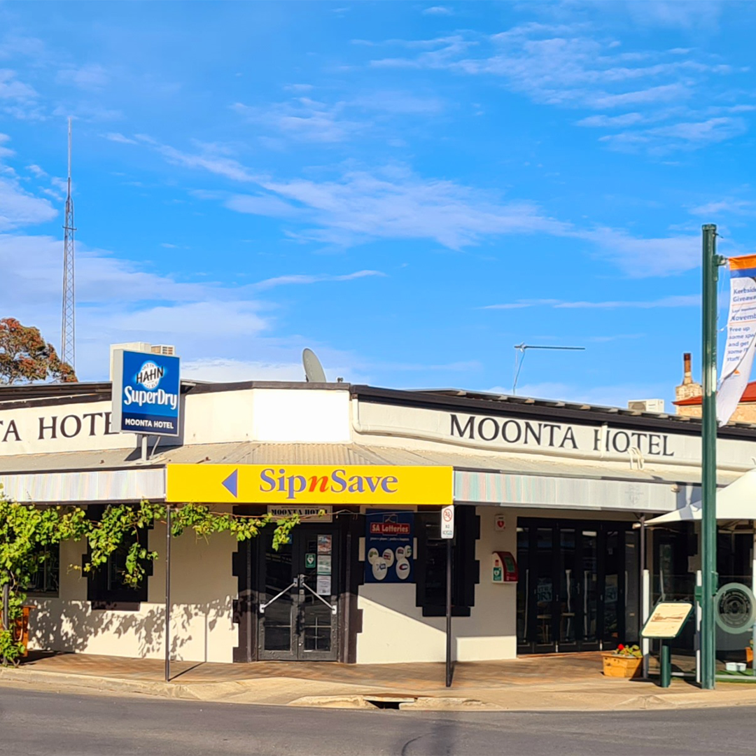 MOONTA HOTELS